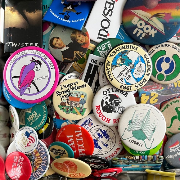 Vintage | Jewelry | Play Button Roulette 3 Random Buttons | Poshmark